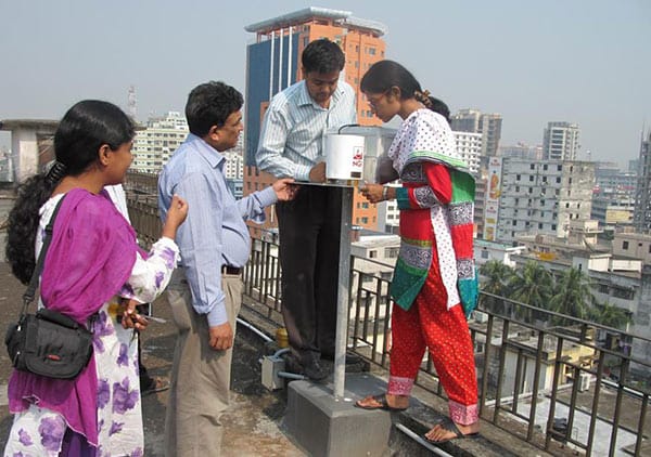 Smart Rain Gauge and Flood Warning System